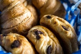 Le petit déjeuner - A simple French breakfast filled with goodness